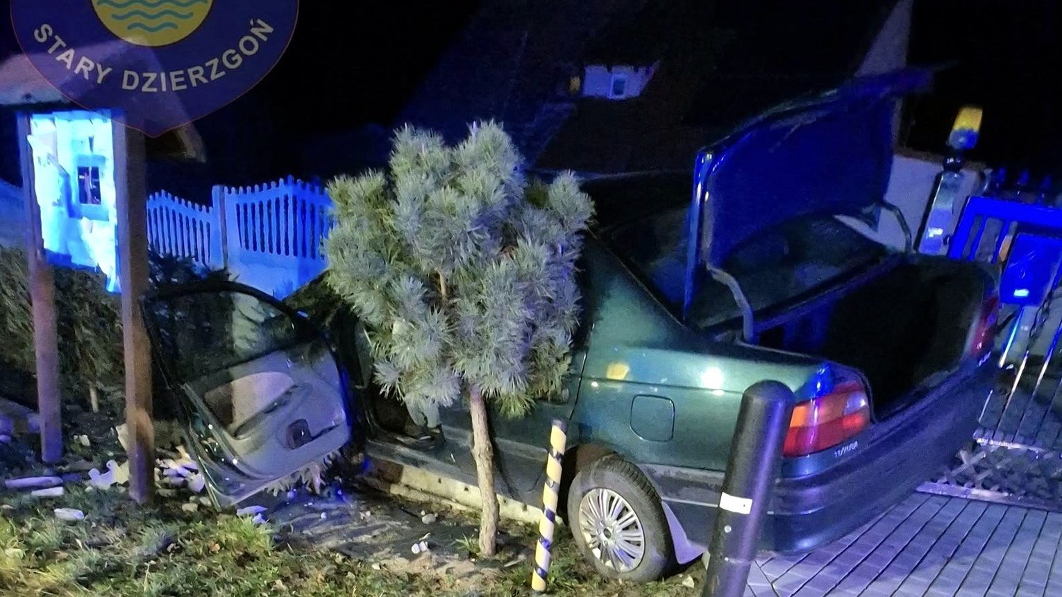 Gmina Stary Dzierzgoń: Pijana kobieta wjechała autem w ogrodzenie