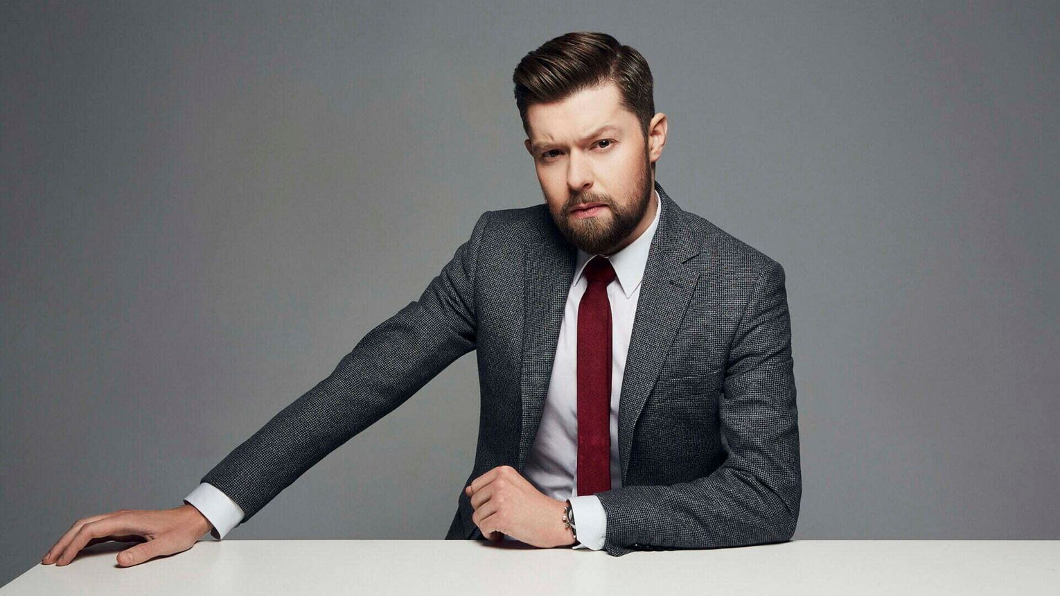 Krynica Morska miejscem zbrodni w nowej książce Remigiusza Mroza