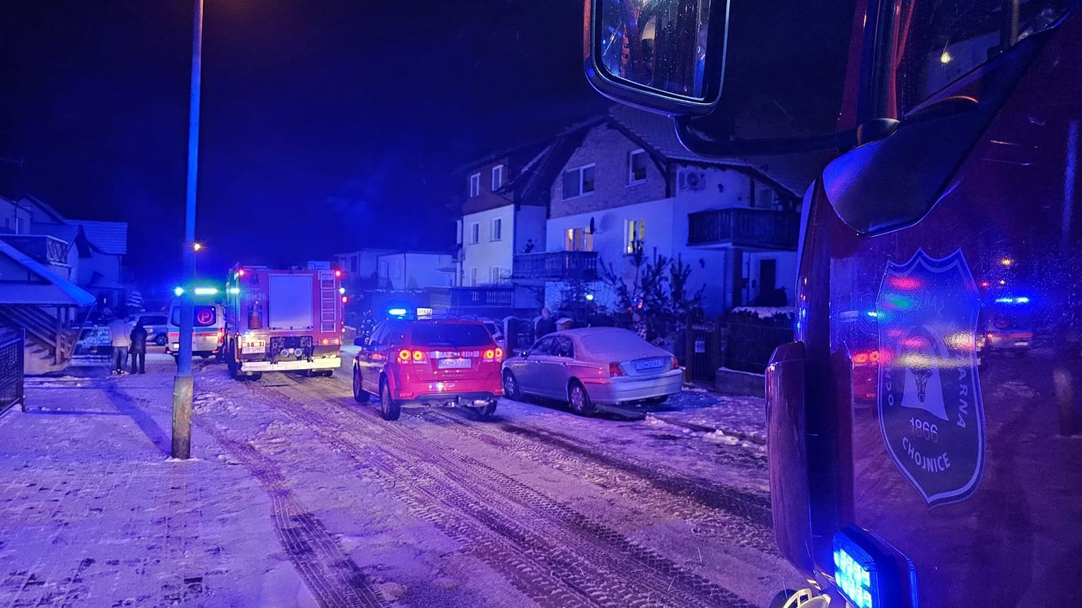 Chojnice: Nauczyciel przygnieciony przez samochód. Prokuratura wyjaśnia ... Chojnice: Nauczyciel przygnieciony przez samochód. Prokuratura wyjaśnia ...