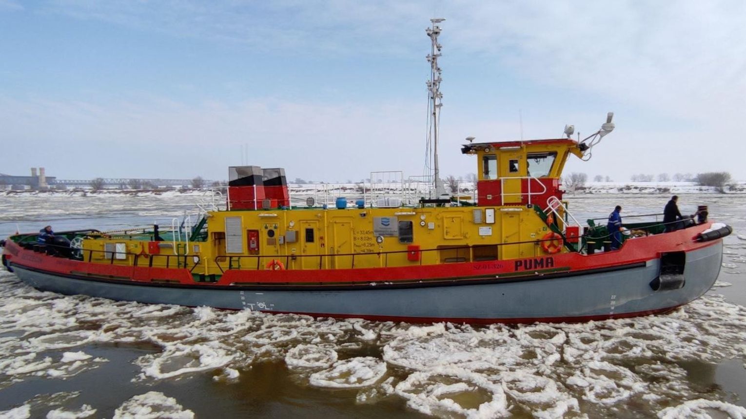 Przed nami silne mrozy. Flota lodołamaczy na Wiśle w pełnej gotowości