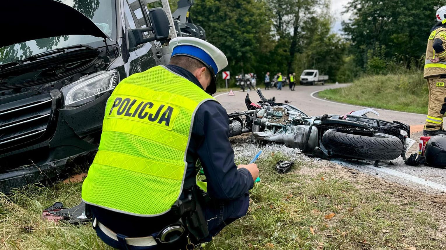 Tragiczny wypadek na Kaszubach. Zginął motocyklista Tragiczny wypadek na Kaszubach. Zginął motocyklista