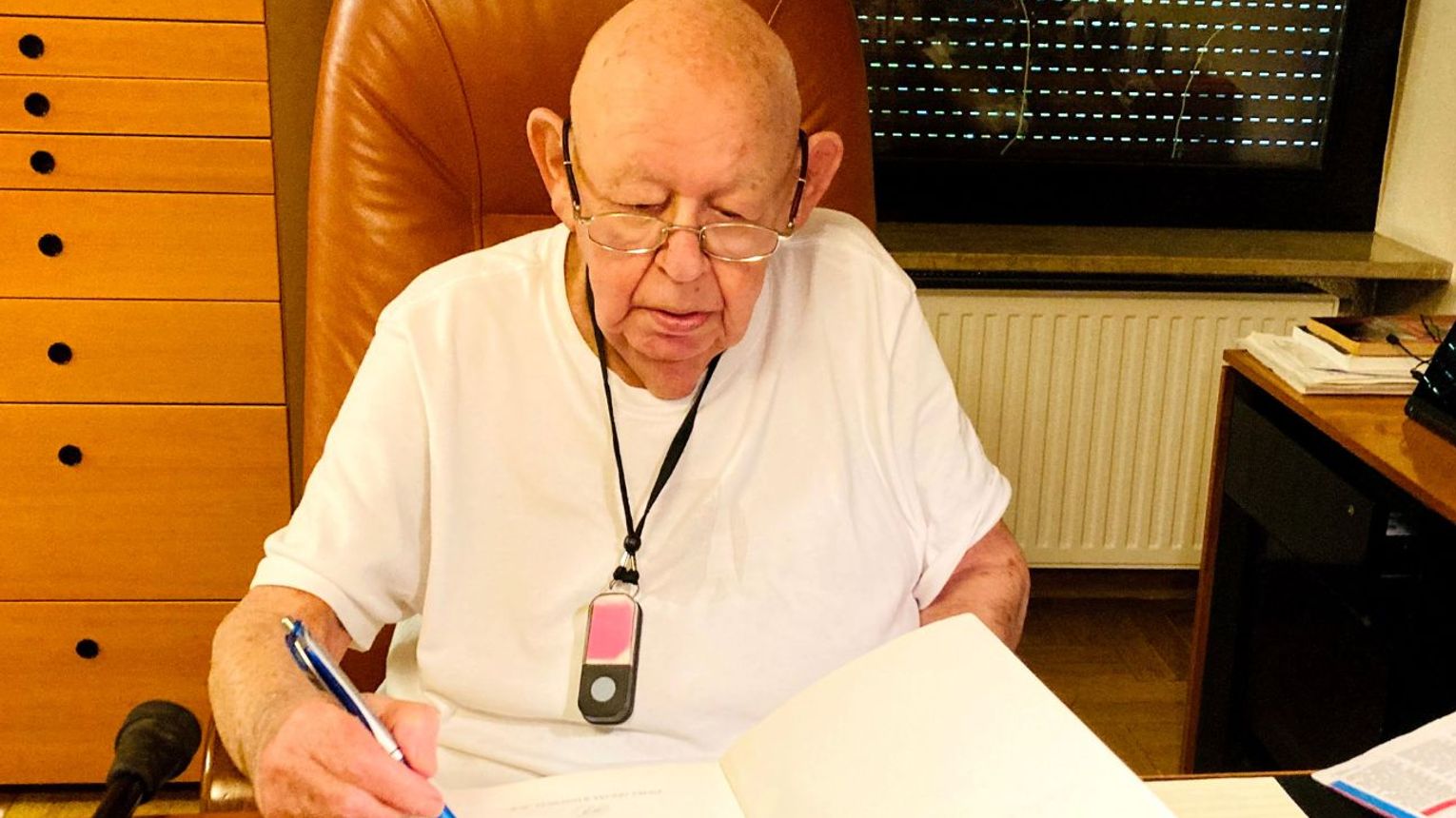 Karaś i Strelingow: Trudno nam było znaleźć kogoś, kto Urbanowi celnie ...