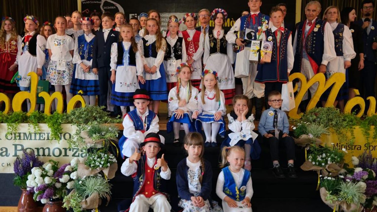 W Chmielnie uhonorowano laureatów 52. Konkursu Recytatorskiego ...