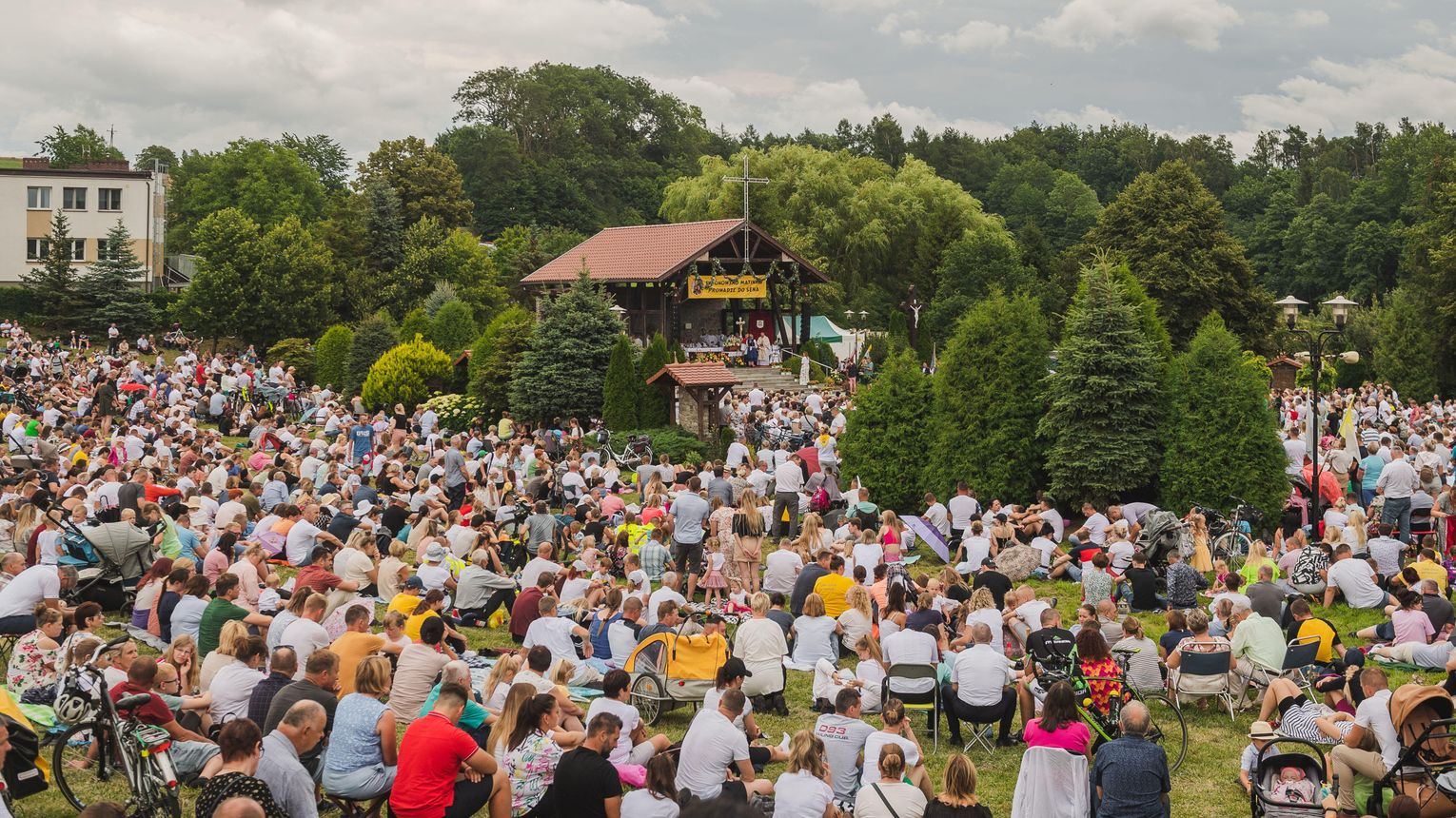 Wielki Odpust w Sianowie 2025. Kaszubi pielgrzymują do Królowej Kaszub